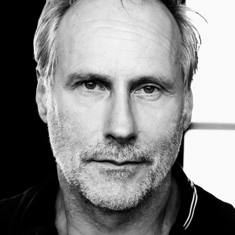 Peter Kurth - Curt Bloch